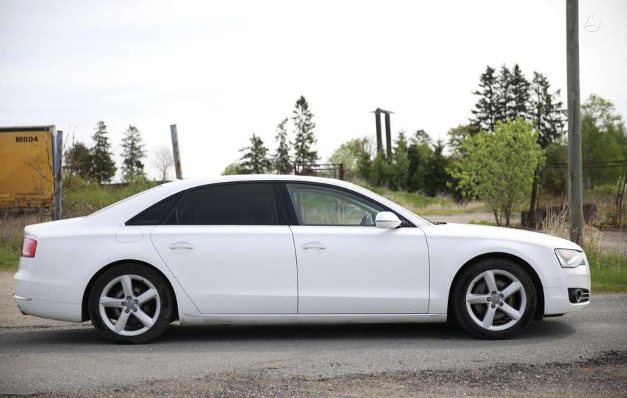 Balts Audi A8 2012 Panevēža, ar dzinēja tilpumu 3.00 L un nobraukumu 350 tūkst. km par 8350 €, foto 21 vietnē AUTOMOTO.COM.LV