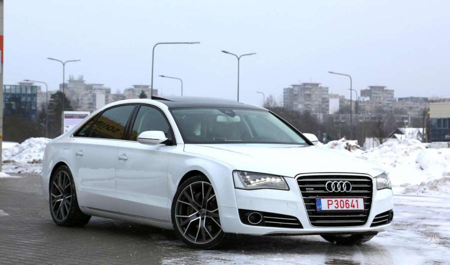 White Audi A8 2013 in Vilnius, with an engine capacity of 4.00 L and mileage of 164 thousand km for 13990 €, photo 1 on AUTOMOTO.COM.LV