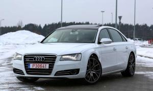 Balts Audi A8 2013 Viļņa, ar dzinēja tilpumu 4.00 L un nobraukumu 164 tūkst. km par 13990 €, foto 3 vietnē AUTOMOTO.COM.LV