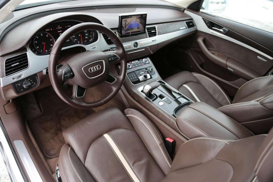 Balts Audi A8 2013 Viļņa, ar dzinēja tilpumu 4.00 L un nobraukumu 164 tūkst. km par 13990 €, foto 17 vietnē AUTOMOTO.COM.LV