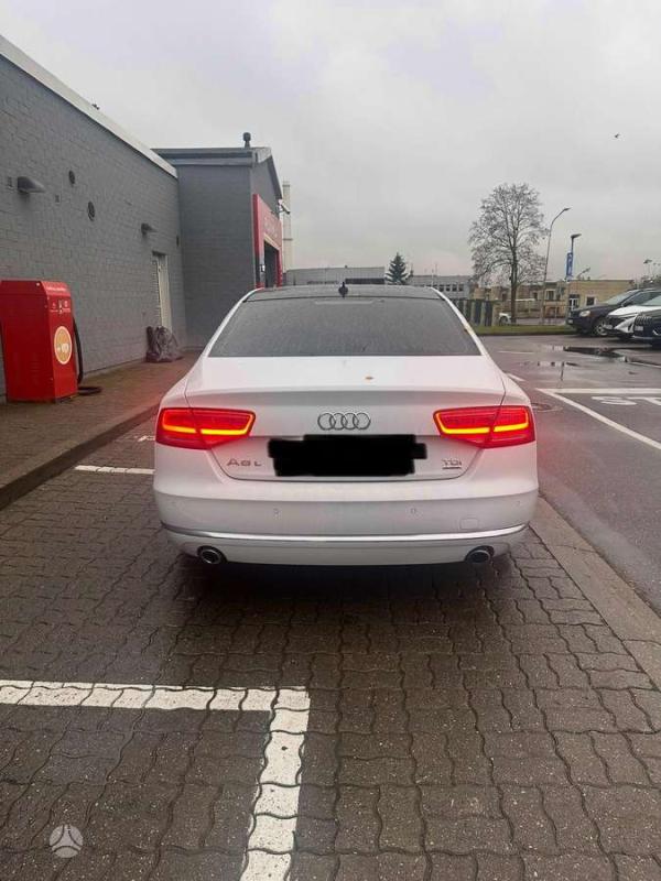 Balts Audi A8 2014 Viļņa, ar dzinēja tilpumu 3.00 L un nobraukumu 240 tūkst. km par 1950 €, foto 2 vietnē AUTOMOTO.COM.LV