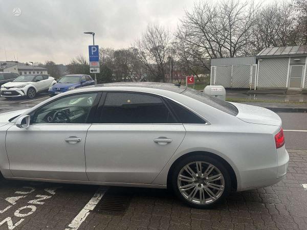 Balts Audi A8 2014 Viļņa, ar dzinēja tilpumu 3.00 L un nobraukumu 240 tūkst. km par 1950 €, foto 4 vietnē AUTOMOTO.COM.LV