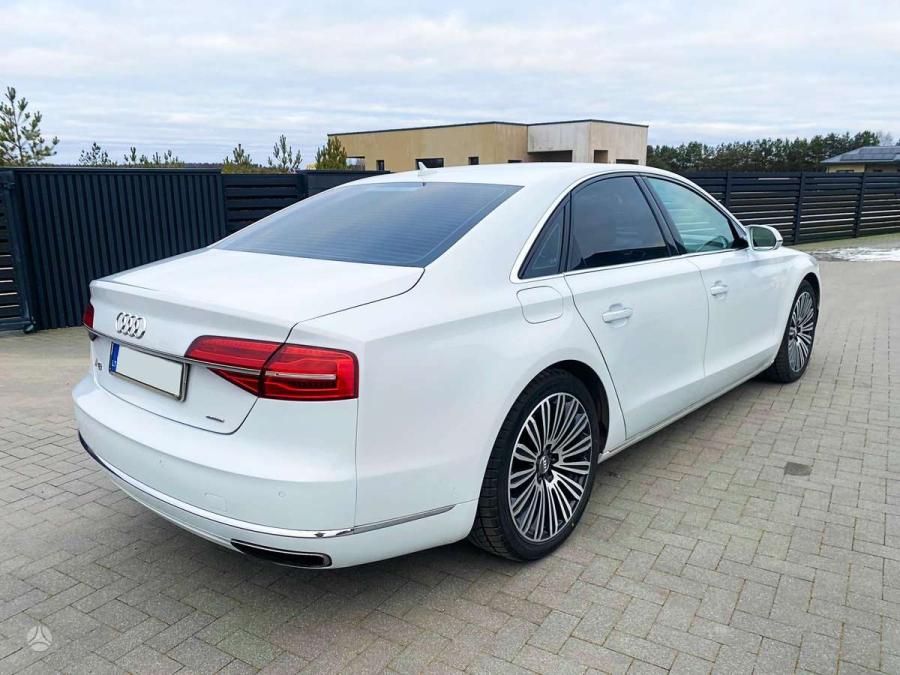 Balts Audi A8 2015 Mažeikiai, ar dzinēja tilpumu 3.99 L un nobraukumu 195 tūkst. km par 14800 €, foto 6 vietnē AUTOMOTO.COM.LV
