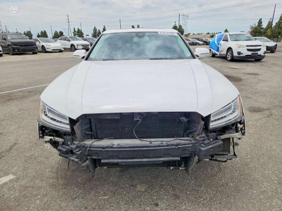White Audi A8 2015 in Vilnius, with an engine capacity of 3.00 L and mileage of 176 thousand km for 7550 €, photo 7 on AUTOMOTO.COM.LV