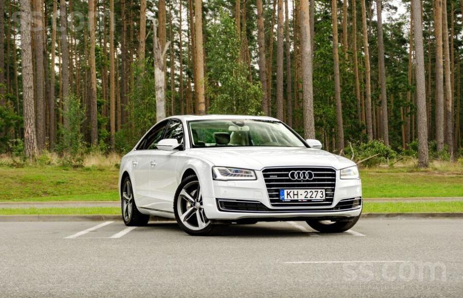 White Audi A8 2016 in Riga, with an engine capacity of 3.00 L and mileage of 189 thousand km for 22590 €, photo 2 on AUTOMOTO.COM.LV