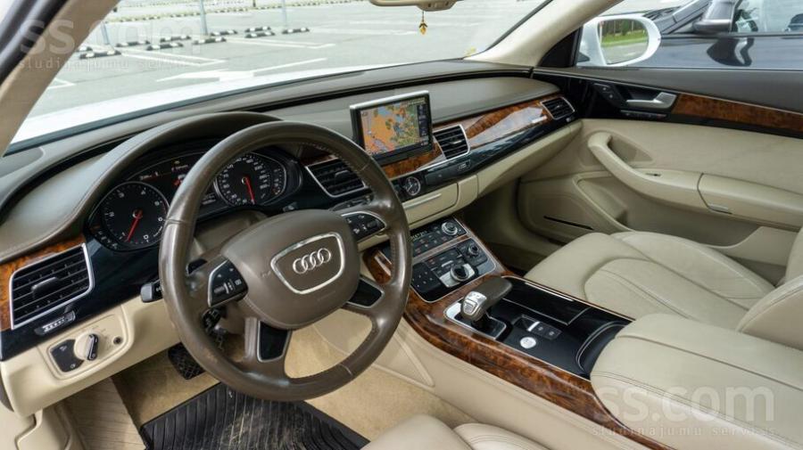 White Audi A8 2016 in Riga, with an engine capacity of 3.00 L and mileage of 189 thousand km for 22590 €, photo 9 on AUTOMOTO.COM.LV