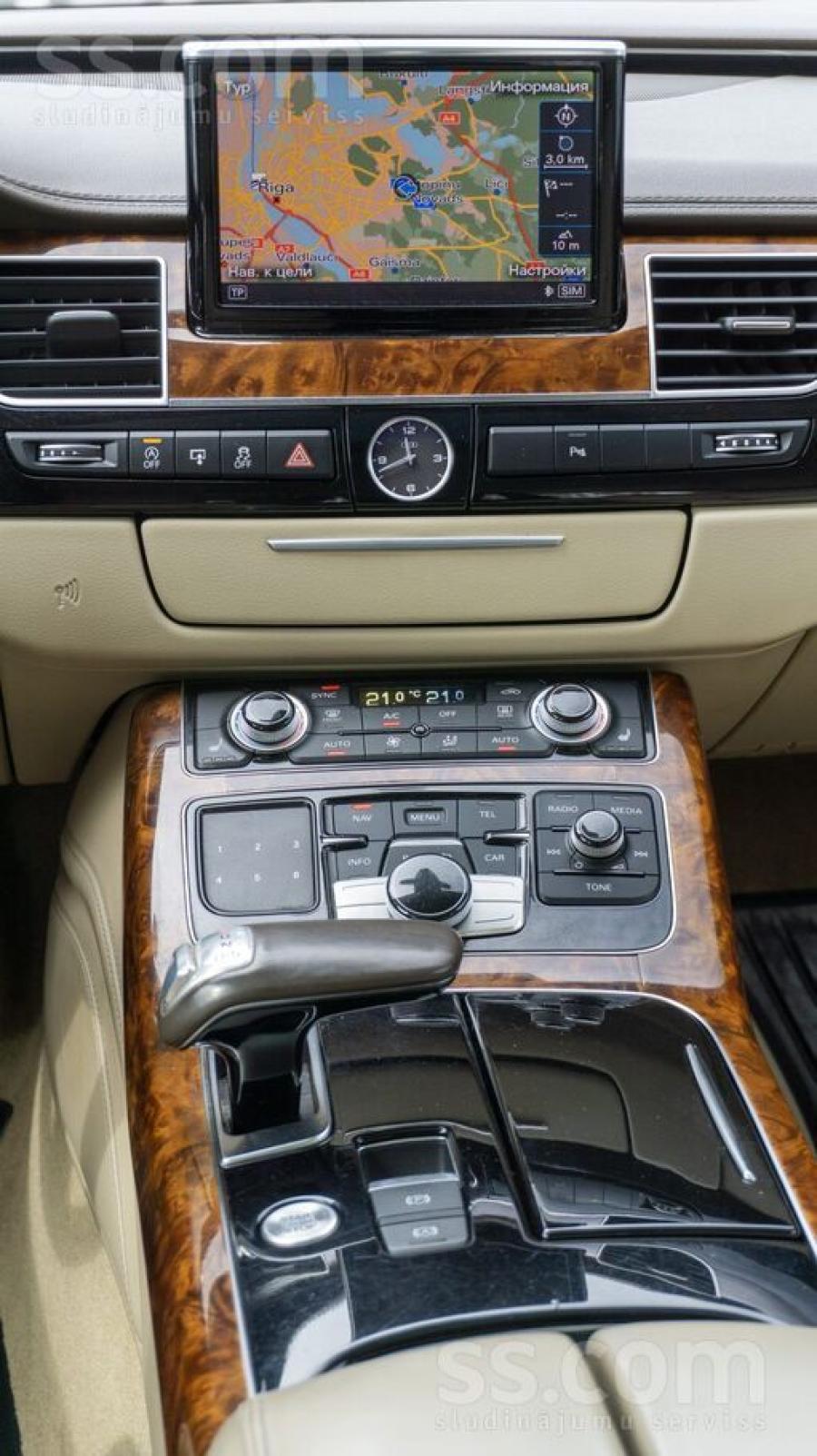 Balts Audi A8 2016 Rīga, ar dzinēja tilpumu 3.00 L un nobraukumu 189 tūkst. km par 17490 €, foto 13 vietnē AUTOMOTO.COM.LV