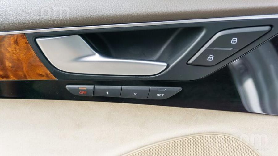 Balts Audi A8 2016 Rīga, ar dzinēja tilpumu 3.00 L un nobraukumu 189 tūkst. km par 17490 €, foto 35 vietnē AUTOMOTO.COM.LV
