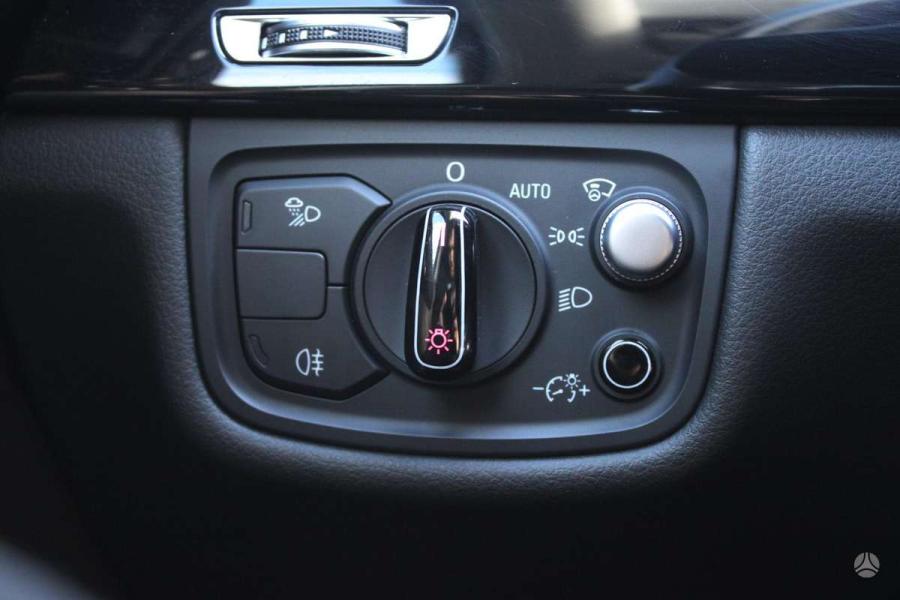 Белый Ауди А8 2017 в Вильнюс, объемом двигателя 3.00 л и пробегом 100 тыс. км за 17400 €, фото 32 на AUTOMOTO.COM.LV