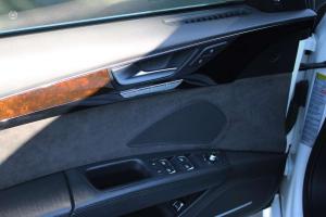 Balts Audi A8 2017 Viļņa, ar dzinēja tilpumu 3.00 L un nobraukumu 100 tūkst. km par 17400 €, foto 26 vietnē AUTOMOTO.COM.LV