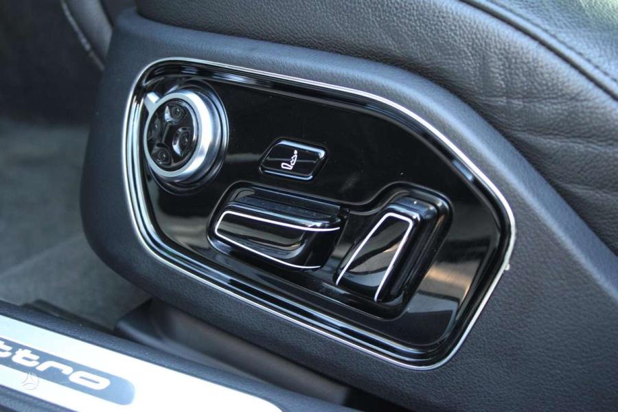 Balts Audi A8 2017 Viļņa, ar dzinēja tilpumu 3.00 L un nobraukumu 100 tūkst. km par 17400 €, foto 27 vietnē AUTOMOTO.COM.LV