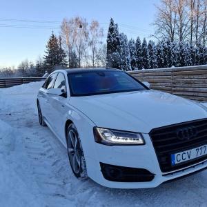 White Audi A8 2018 in Kaisiadorys, with an engine capacity of 4.00 L and mileage of 107 thousand km for 25000 €, photo  on AUTOMOTO.COM.LV