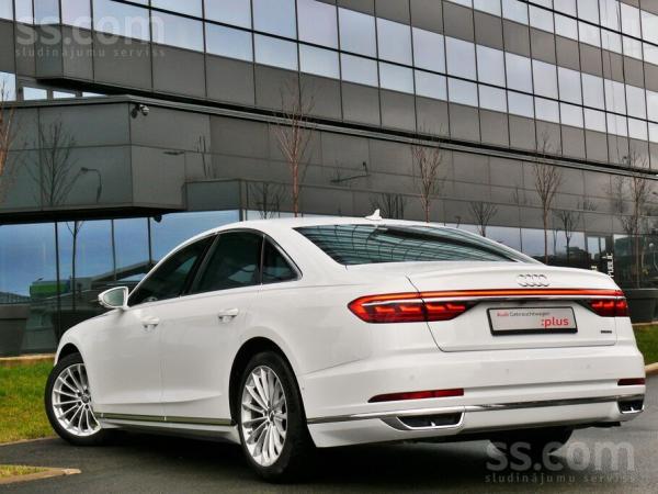 White Audi A8 2018 in Riga, with an engine capacity of 3.00 L and mileage of 83 thousand km for 45555 €, photo 5 on AUTOMOTO.COM.LV