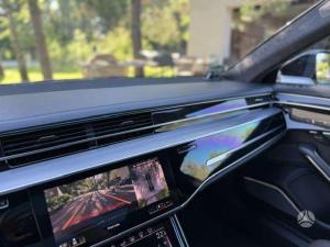White Audi A8 2019 in Vilnius, with an engine capacity of 2.97 L and mileage of 185 thousand km for 46700 €, photo 10 on AUTOMOTO.COM.LV