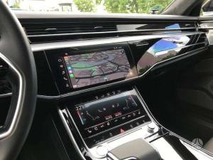 White Audi A8 2019 in Vilnius, with an engine capacity of 2.97 L and mileage of 185 thousand km for 46700 €, photo 11 on AUTOMOTO.COM.LV