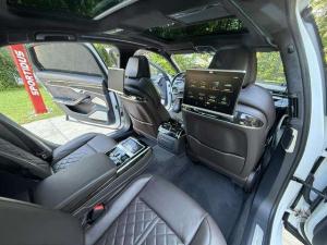 White Audi A8 2019 in Vilnius, with an engine capacity of 2.97 L and mileage of 185 thousand km for 46700 €, photo 15 on AUTOMOTO.COM.LV
