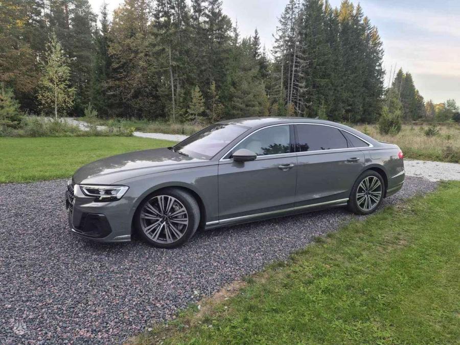 White Audi A8 2023 in Tallinn, with an engine capacity of 3.00 L and mileage of 130 thousand km for 59000 €, photo 6 on AUTOMOTO.COM.LV