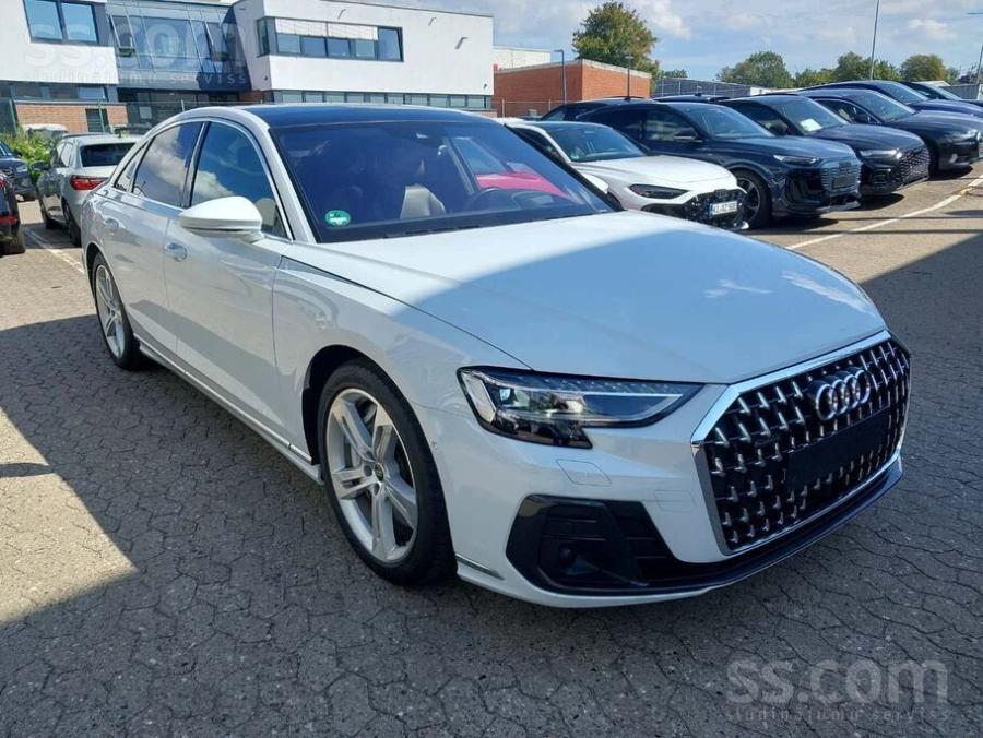 White Audi A8 2023 in Riga, with an engine capacity of 3.00 L and mileage of 139 thousand km for 48888 €, photo 3 on AUTOMOTO.COM.LV