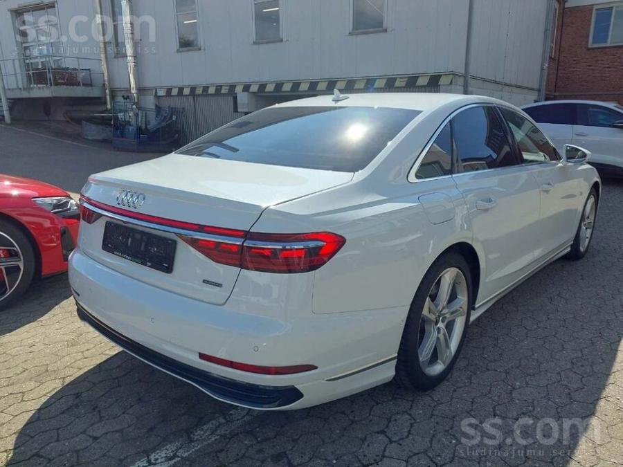 White Audi A8 2023 in Riga, with an engine capacity of 3.00 L and mileage of 139 thousand km for 48888 €, photo 4 on AUTOMOTO.COM.LV