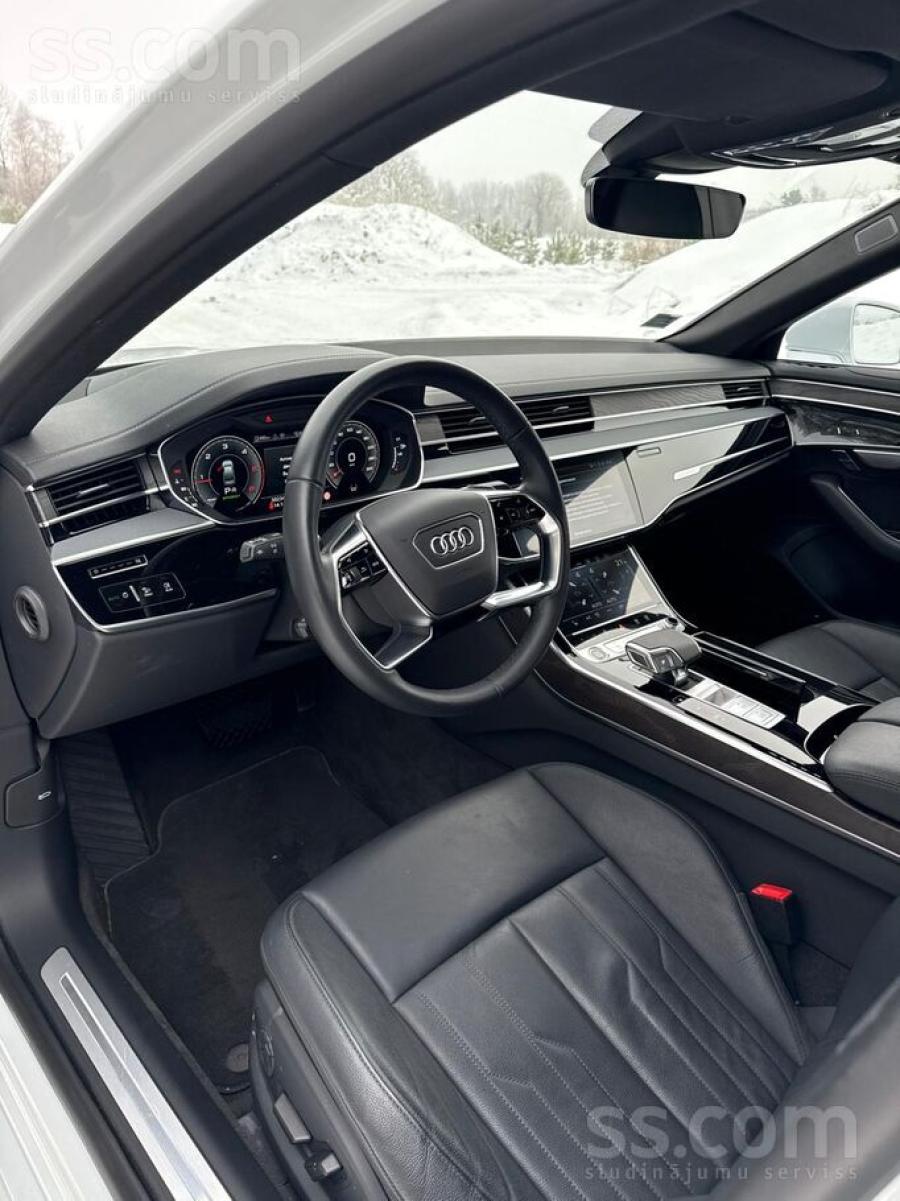 Balts Audi A8 2024 Liepāja, ar dzinēja tilpumu 3.00 L un nobraukumu 52 tūkst. km par 70000 €, foto 6 vietnē AUTOMOTO.COM.LV