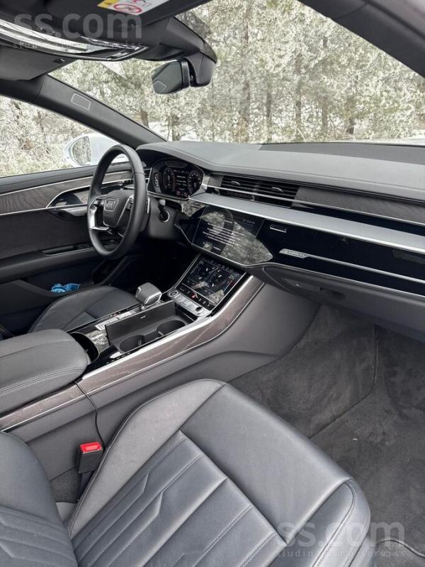 Balts Audi A8 2024 Liepāja, ar dzinēja tilpumu 3.00 L un nobraukumu 52 tūkst. km par 70000 €, foto 6 vietnē AUTOMOTO.COM.LV