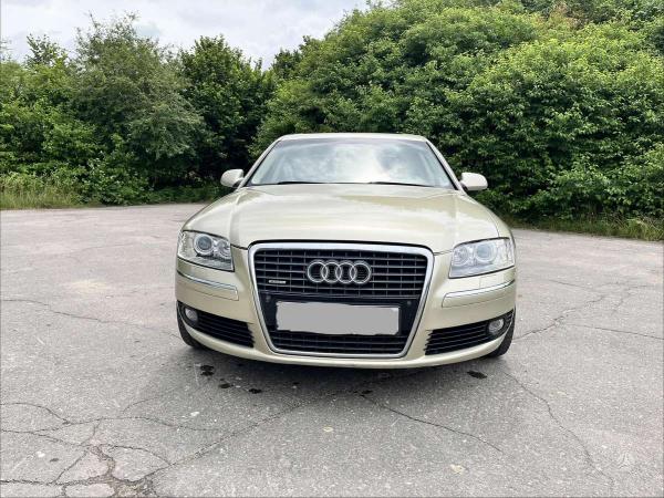 Yellow Audi A8 2005 in Kaunas, with an engine capacity of 4.17 L and mileage of 400 thousand km for 4500 €, photo 2 on AUTOMOTO.COM.LV