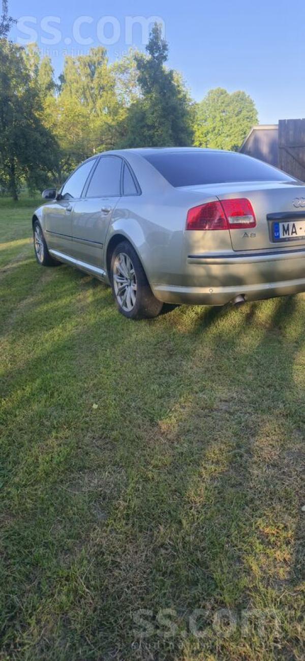 Yellow Audi A8 2006 in Kuldiga, with an engine capacity of 3.00 L and mileage of 464 thousand km for 4500 €, photo 5 on AUTOMOTO.COM.LV
