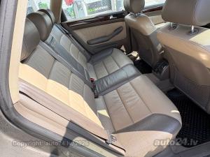 Smilšu krāsa Audi Allroad 2004 Rapla, ar dzinēja tilpumu 2.50 L un nobraukumu 405 tūkst. km par 1600 €, foto 14 vietnē AUTOMOTO.COM.LV