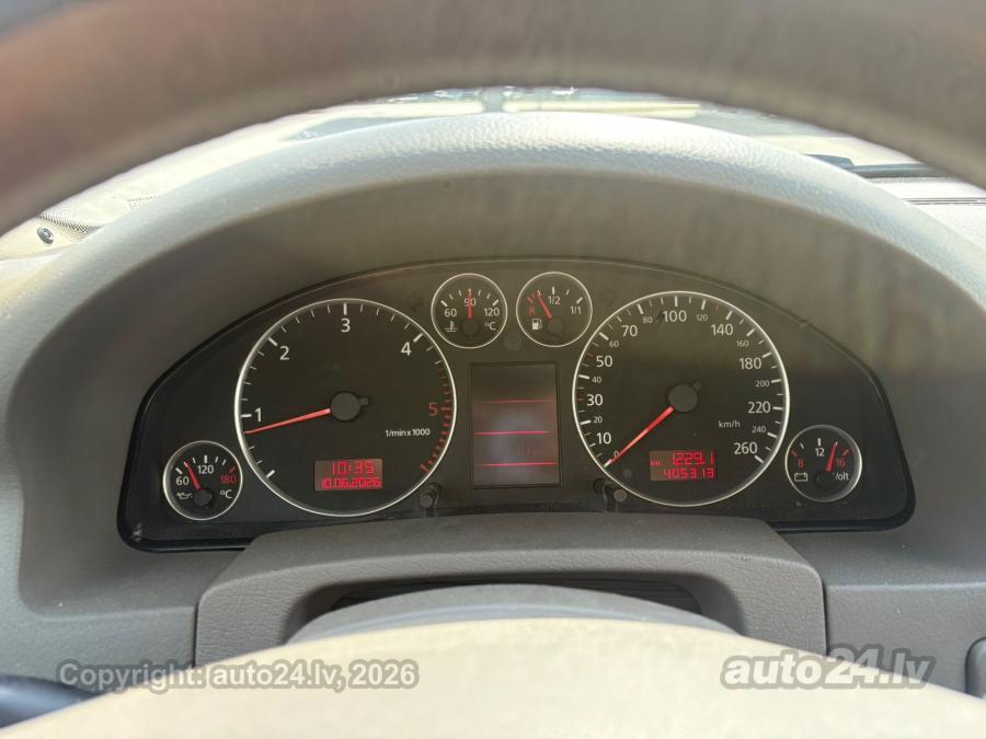 Smilšu krāsa Audi Allroad 2004 Rapla, ar dzinēja tilpumu 2.50 L un nobraukumu 405 tūkst. km par 1600 €, foto 15 vietnē AUTOMOTO.COM.LV