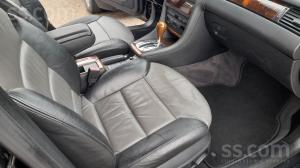 Black Audi Allroad 2000 in Riga, with an engine capacity of 2.50 L and mileage of 282 thousand km for 2600 €, photo 28 on AUTOMOTO.COM.LV