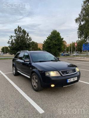 Melns Audi Allroad 2003 Rīga, ar dzinēja tilpumu 2.50 L un nobraukumu 356 tūkst. km par 2000 €, foto  vietnē AUTOMOTO.COM.LV