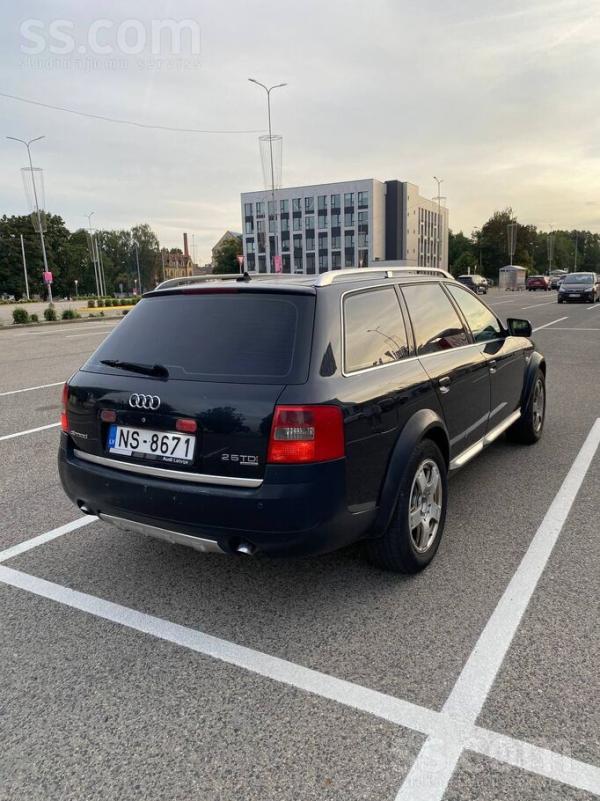 Melns Audi Allroad 2003 Rīga, ar dzinēja tilpumu 2.50 L un nobraukumu 356 tūkst. km par 2000 €, foto 4 vietnē AUTOMOTO.COM.LV