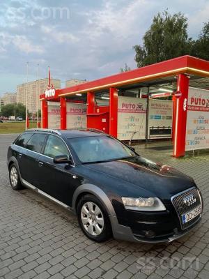 Black Audi Allroad 2007 in Riga, with an engine capacity of 2.70 L and mileage of 333 thousand km for 3490 €, photo 3 on AUTOMOTO.COM.LV