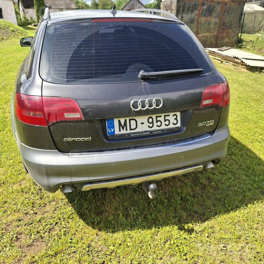 Melns Audi Allroad 2007 Aizkraukle, ar dzinēja tilpumu 3.00 L un nobraukumu 240 tūkst. km par 3000 €, foto 5 vietnē AUTOMOTO.COM.LV