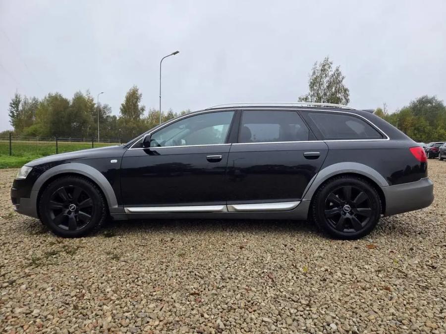 Black Audi Allroad 2007 in Jelgava, with an engine capacity of 0.00 L and mileage of 269 thousand km for 3350 €, photo 3 on AUTOMOTO.COM.LV