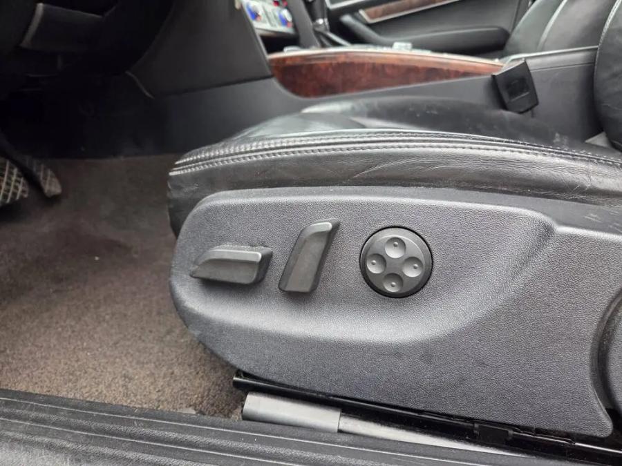 Black Audi Allroad 2007 in Jelgava, with an engine capacity of 0.00 L and mileage of 269 thousand km for 3350 €, photo 16 on AUTOMOTO.COM.LV