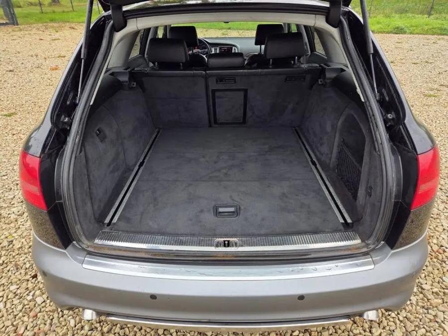 Black Audi Allroad 2007 in Jelgava, with an engine capacity of 0.00 L and mileage of 269 thousand km for 3350 €, photo 18 on AUTOMOTO.COM.LV