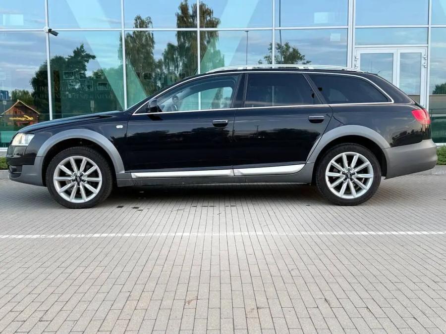 Melns Audi Allroad 2007 Rēzekne, ar dzinēja tilpumu 3.00 L un nobraukumu 442 tūkst. km par 4490 €, foto 4 vietnē AUTOMOTO.COM.LV