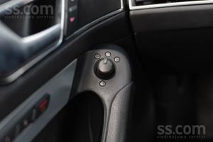 Black Audi Allroad 2007 in Riga, with an engine capacity of 3.00 L and mileage of 409 thousand km for 5290 €, photo 16 on AUTOMOTO.COM.LV