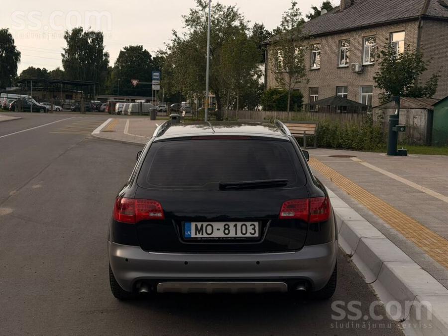 Черный Ауди Олроуд 2007 в Рига, объемом двигателя 3.00 л и пробегом 275 тыс. км за 4200 €, фото 8 на AUTOMOTO.COM.LV