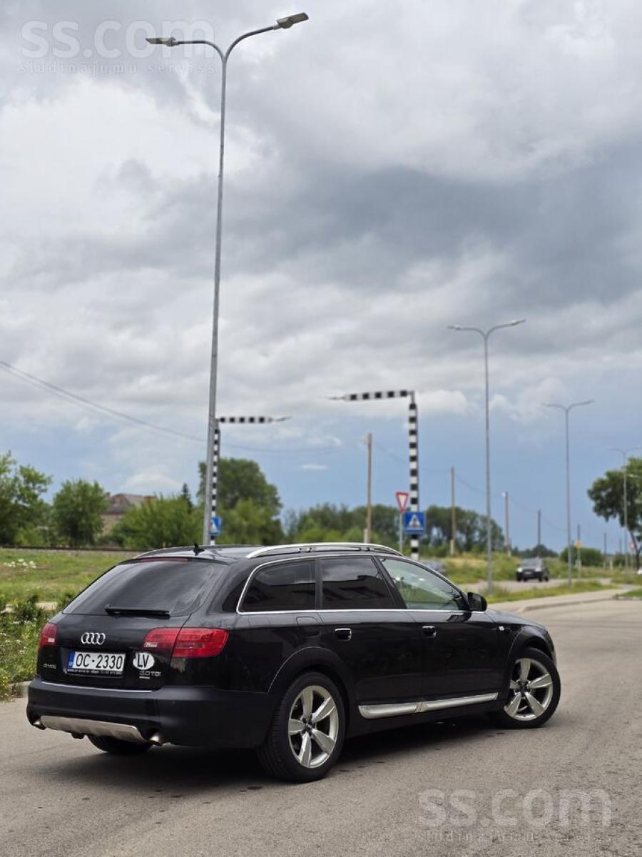 Melns Audi Allroad 2008 Daugavpils, ar dzinēja tilpumu 3.00 L un nobraukumu 272 tūkst. km par 4500 €, foto 5 vietnē AUTOMOTO.COM.LV