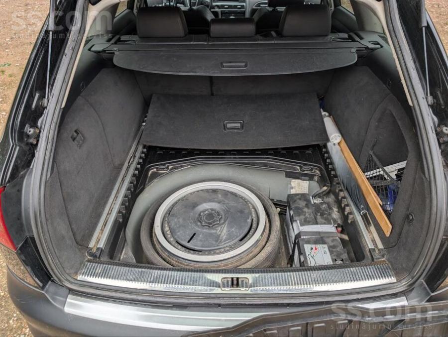 Black Audi Allroad 2008 in Riga, with an engine capacity of 3.00 L and mileage of 412 thousand km for 3650 €, photo 12 on AUTOMOTO.COM.LV