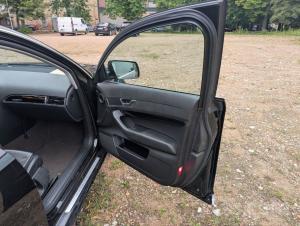 Black Audi Allroad 2008 in Riga, with an engine capacity of 3.00 L and mileage of 412 thousand km for 3650 €, photo 15 on AUTOMOTO.COM.LV
