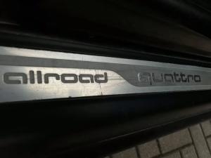Melns Audi Allroad 2008 Rīga, ar dzinēja tilpumu 3.00 L un nobraukumu 358 tūkst. km par 3790 €, foto 12 vietnē AUTOMOTO.COM.LV