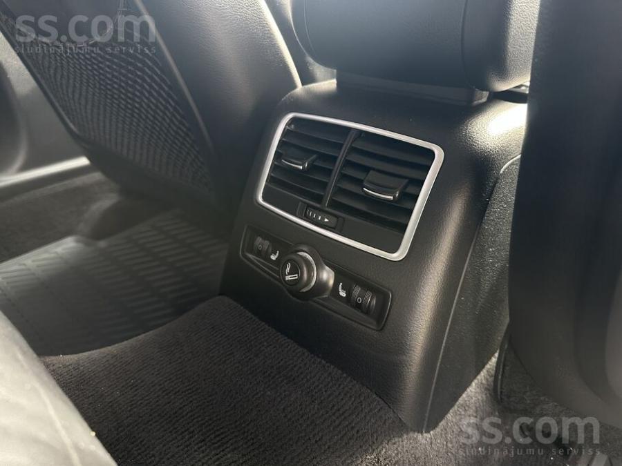 Melns Audi Allroad 2008 Rīga, ar dzinēja tilpumu 3.00 L un nobraukumu 355 tūkst. km par 4250 €, foto 10 vietnē AUTOMOTO.COM.LV