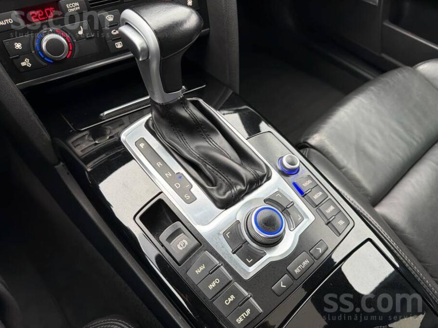 Black Audi Allroad 2008 in Riga, with an engine capacity of 3.00 L and mileage of 0 thousand km for 6450 €, photo 26 on AUTOMOTO.COM.LV