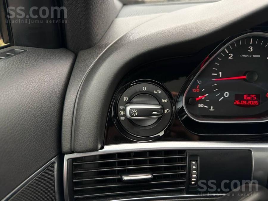 Black Audi Allroad 2008 in Riga, with an engine capacity of 3.00 L and mileage of 0 thousand km for 6450 €, photo 27 on AUTOMOTO.COM.LV
