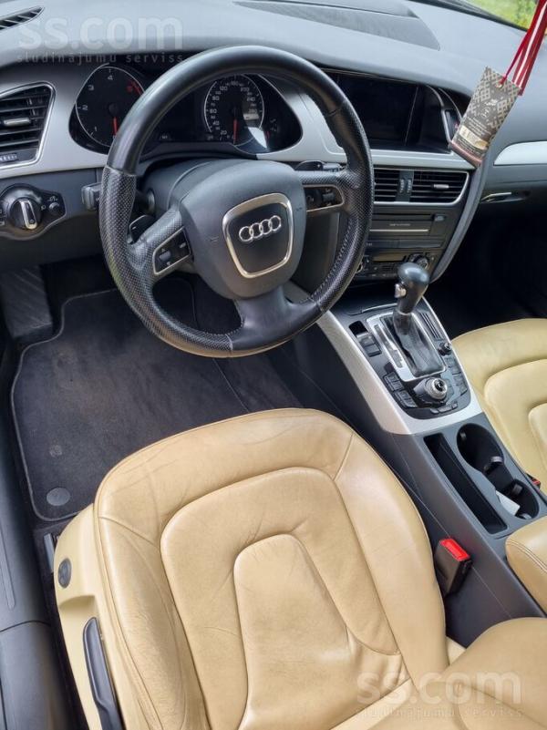 Melns Audi Allroad 2009 Rīga, ar dzinēja tilpumu 3.00 L un nobraukumu 439 tūkst. km par 7700 €, foto 4 vietnē AUTOMOTO.COM.LV