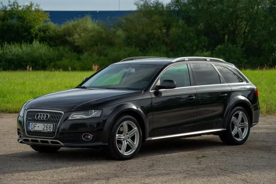 Black Audi Allroad 2009 in Liepaja, with an engine capacity of 2.00 L and mileage of 303 thousand km for 6800 €, photo 1 on AUTOMOTO.COM.LV