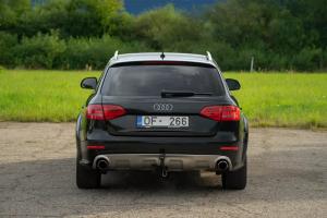 Black Audi Allroad 2009 in Liepaja, with an engine capacity of 2.00 L and mileage of 303 thousand km for 6800 €, photo 4 on AUTOMOTO.COM.LV